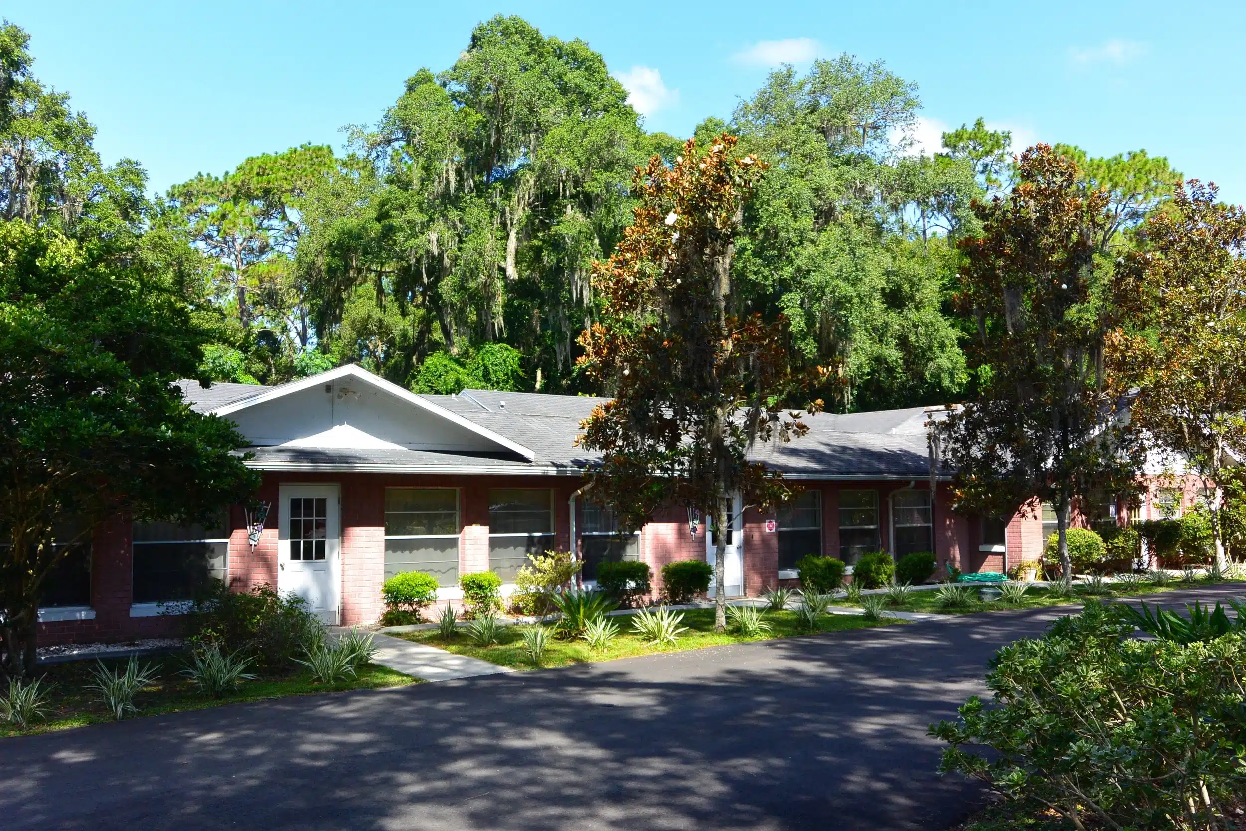 NEW HORIZON ASSISTED LIVING RESIDENCE – INVERNESS – TourSeniorLiving.org